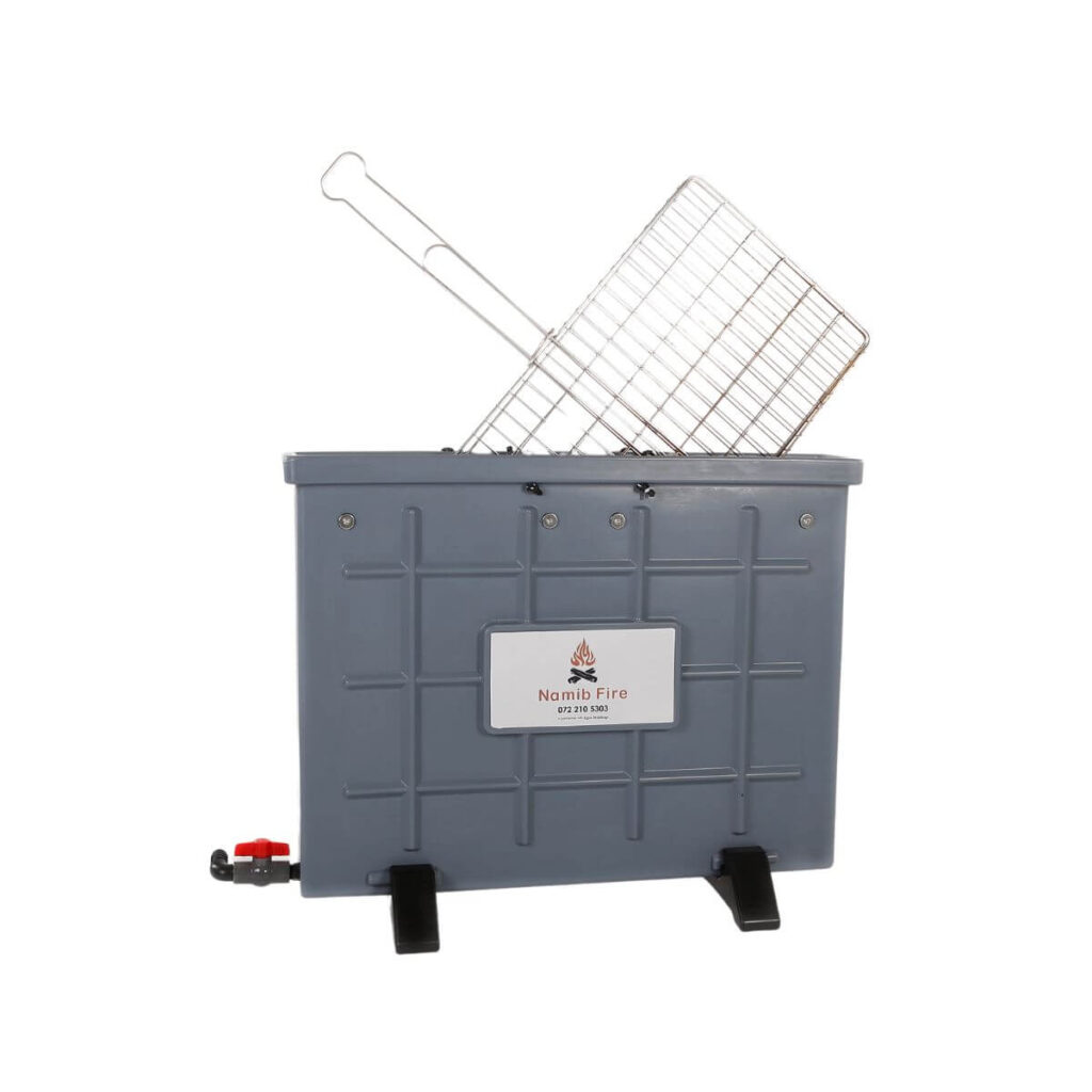 Grid Buddy for efforttless cleaning of greasy braai grids and grills.